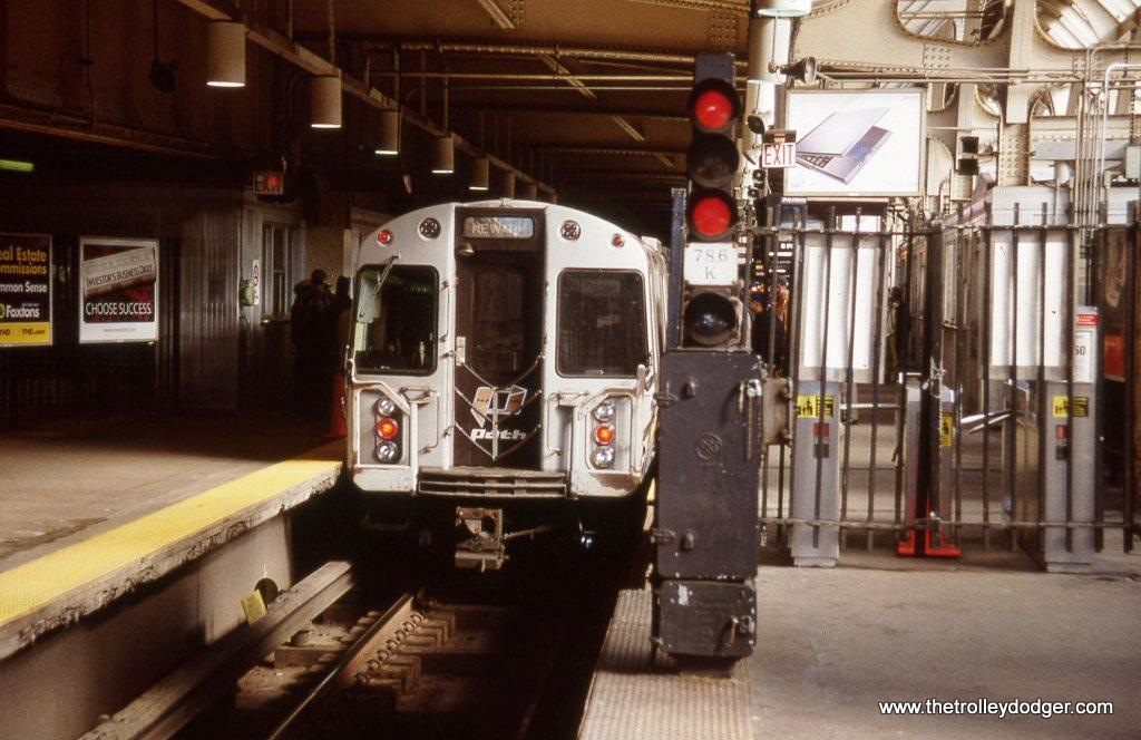 18 PATH PA-4 car 819 at Newark NJ Penn Station 2-2-02 – The Trolley Dodger